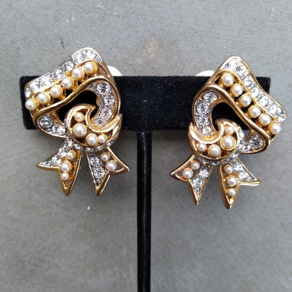 Jewelry | Vintage Graft Earrings | Poshmark